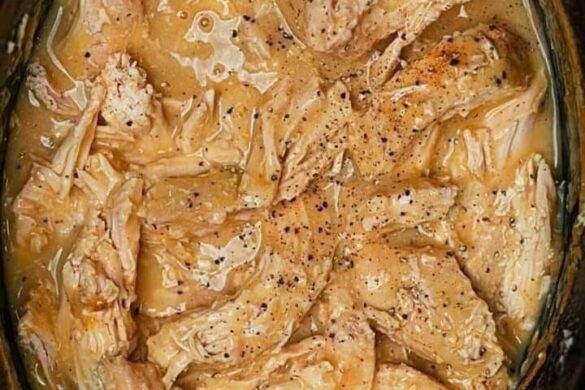 CREAMY CHICKEN AND RICE CASSEROLE - All We Cook