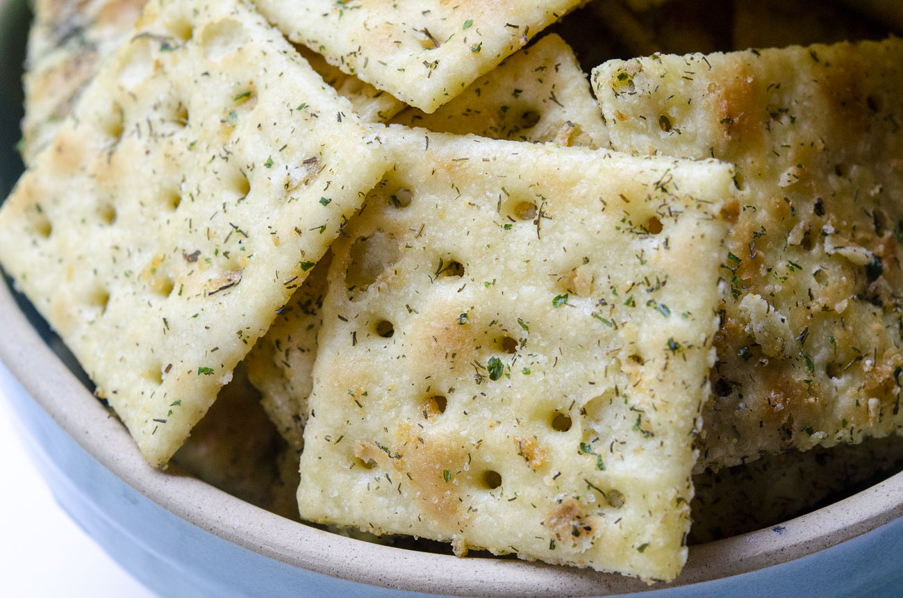 DILL PICKLE SALTINES - All We Cook